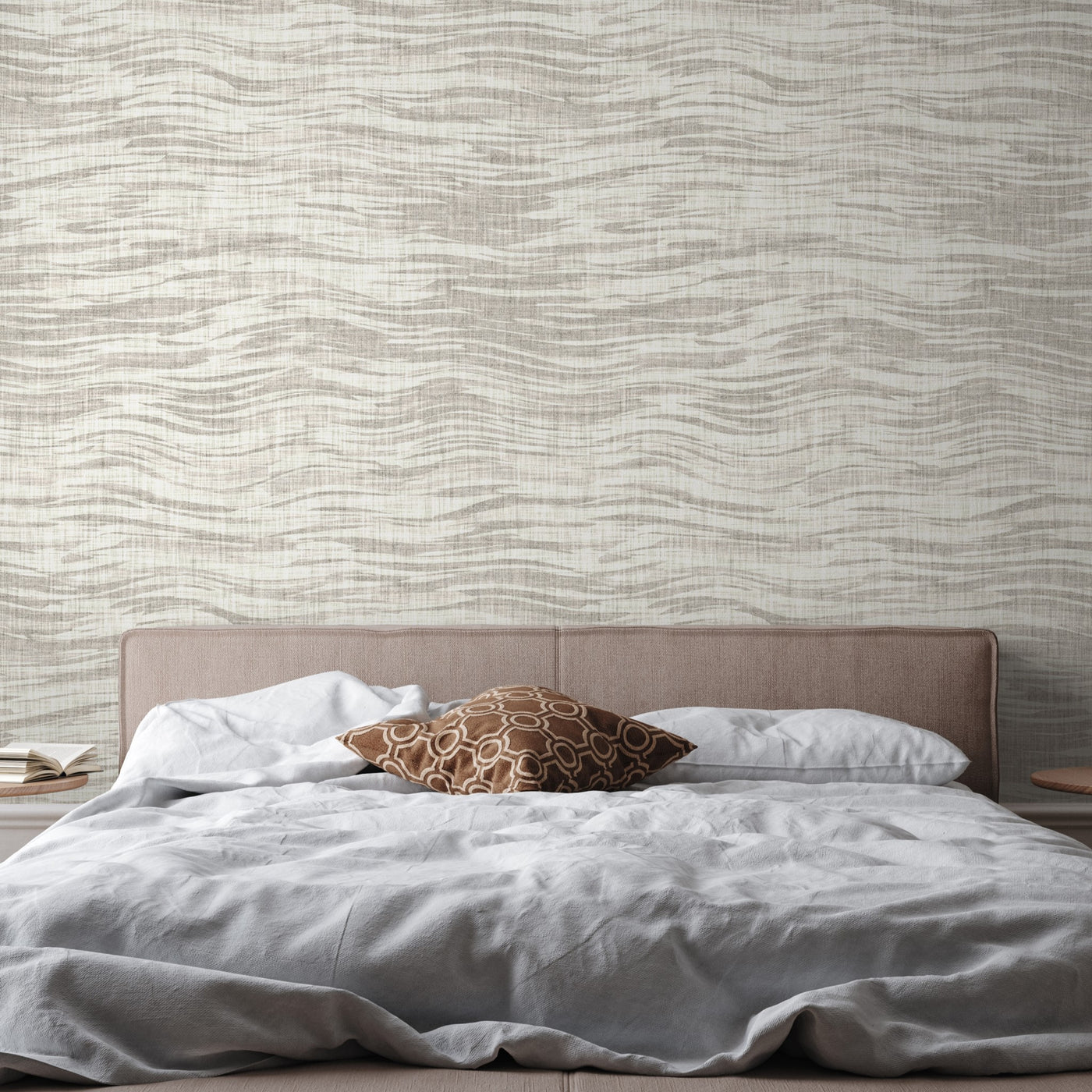 Strauss - Neutral Wavy Wallpaper